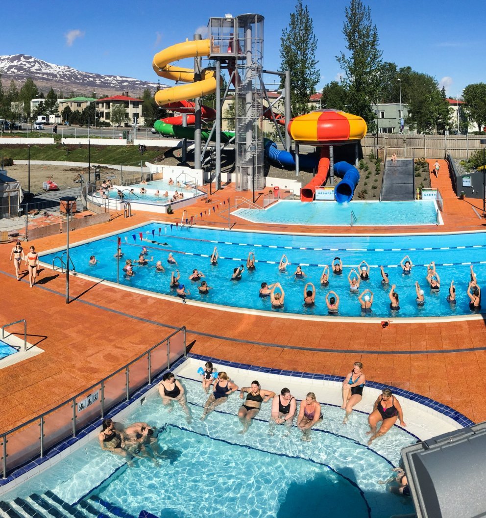 Metaðsókn í Sundlaug Akureyrar | Vikublaðið