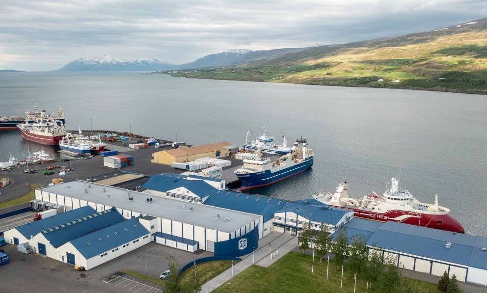 Rekstrarhagnaður Samherja hf. nær óbreyttur frá fyrra ári og efnahagur ...